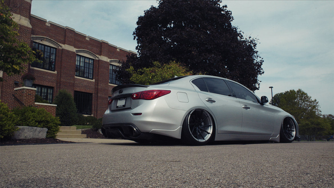 Infiniti Q60 14-22 Air Lift Performance 3P Air Suspension with KS RACI ...