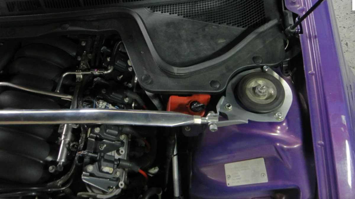 KSPORT Holden Commodore VE V8 Strut Brace – KS RACING